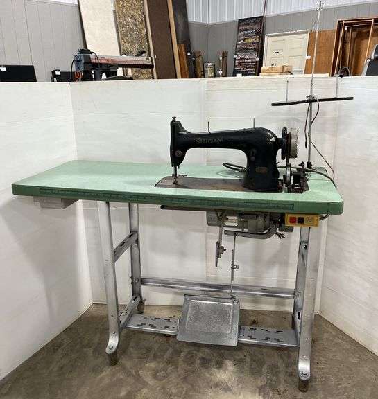 Singer sewing machine, heavy duty sewing and knee lift foot pedal, 48"W ...