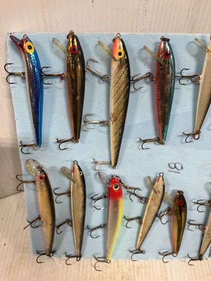 (18) Rapala type lures, not all Rapala, 3 1/4" to 5", sharp hooks ...