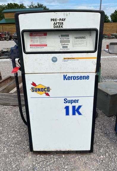 Vintage Sunoco kerosene fuel gas pump, worked when removed 15 years ago ...