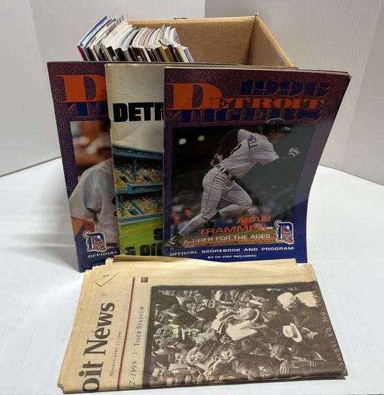 (29) Detroit Tiger Magazines, includes: The Final Game, 9/27/1999; The ...