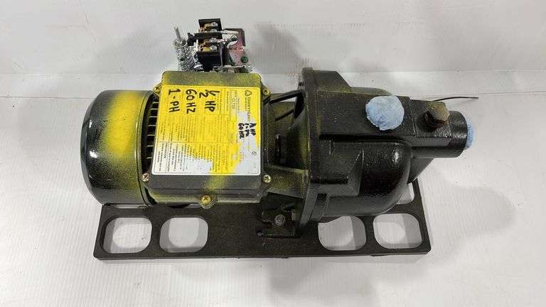 County Line well pump, 1/2 HP, 60 Hz, 1-phase, new, never hooked up ...