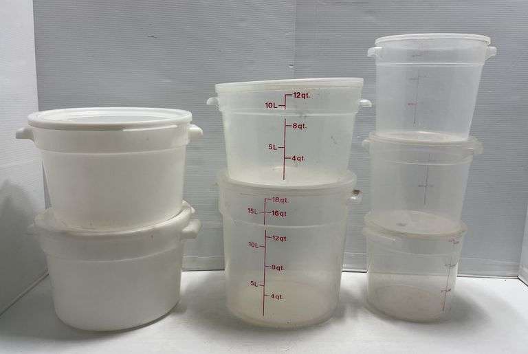 (2) White polycarbonate food storage containers with lids, 12"Dia x 8 1 ...