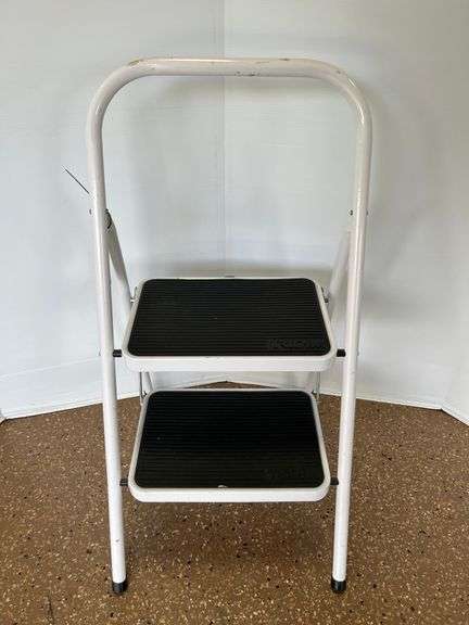 Two-Step Step Ladder - Albrecht Auction Service