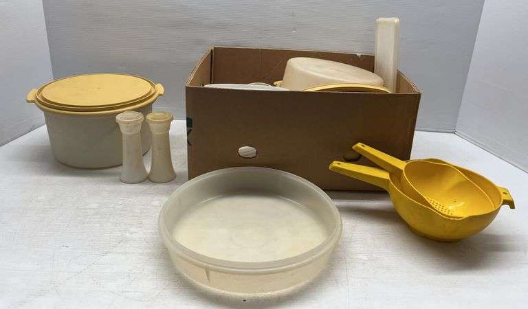 Assorted older tupperware, includes: Platters, cake stands, keepers ...