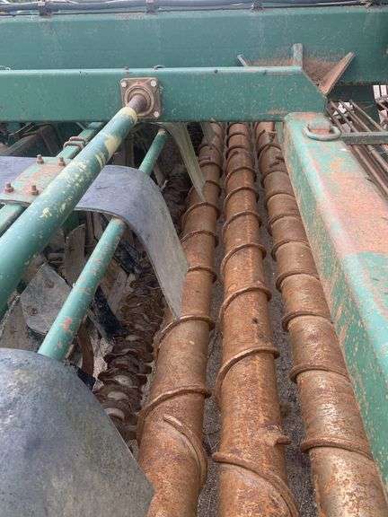 Art's Way 6812 Beet Harvester, 8-30" Row, All Richmond Bros Updates ...