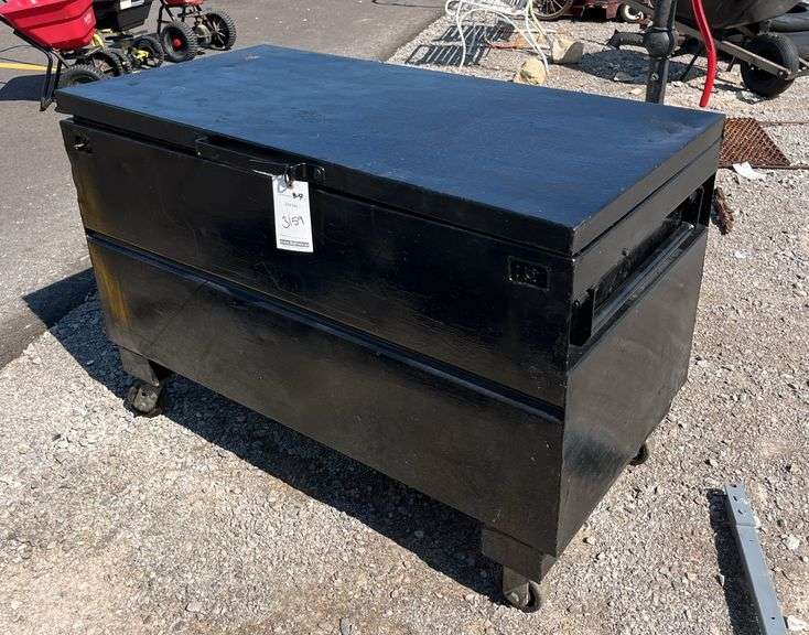 KNAACK Gang box, 42"W, used, good - Albrecht Auction Service