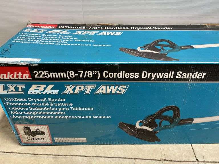 Makita No. XLSOIT, 18V LXT 9" drywall sander kit, NIB - Albrecht ...