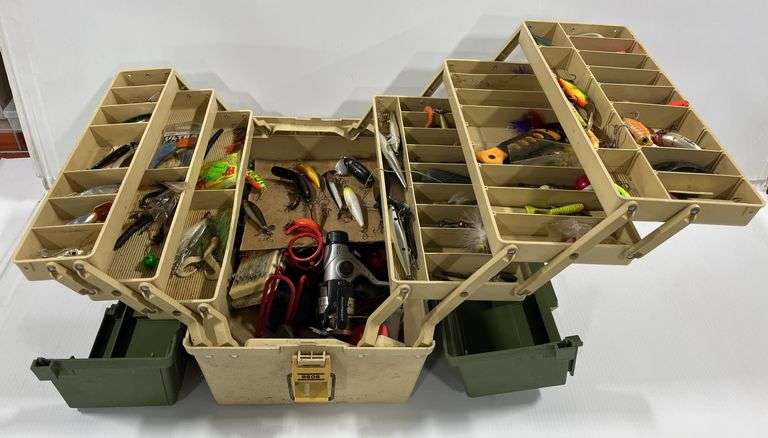 Plano 8606 tackle box loaded with tackle, Hot-N-Tot, Rapala, Jitterbug, (3) Working reels and ...