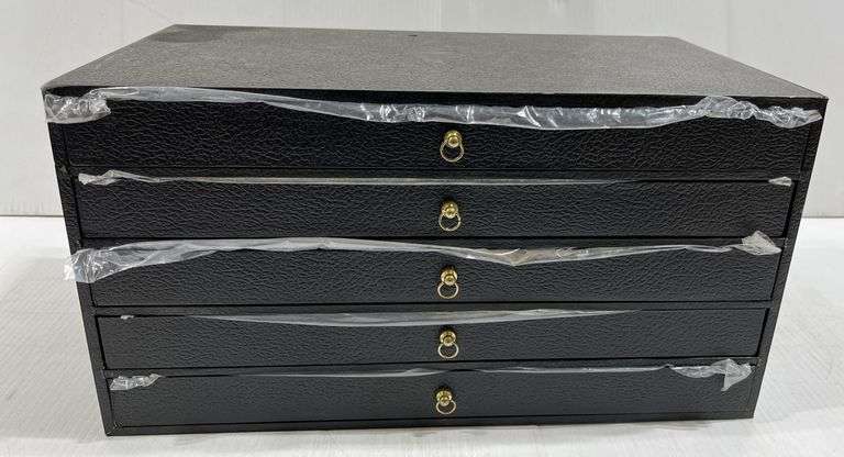 Jewelers/Gemologist parts case with (250) cups, case- 15 1/2"W x 8 1/4 ...