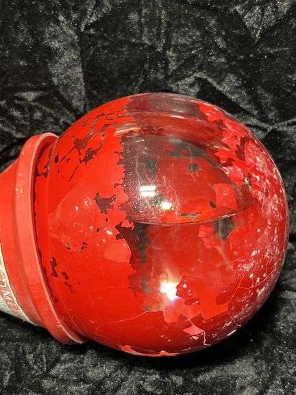 Older red comet fire grenade full with wall mount, the mount is broken ...