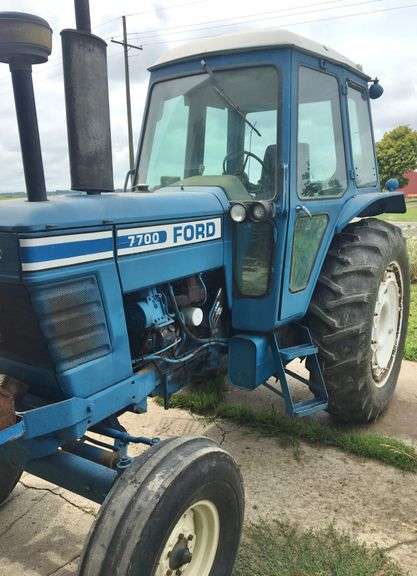 Ford 7700 Tractor, (8241 Hours), 16.9x38 Rears at 80%, 10.00x16 Fronts ...