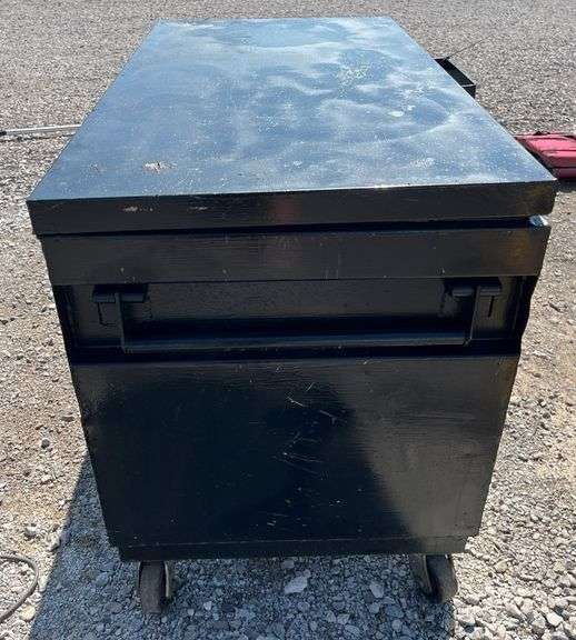 KNAACK Gang box, 42"W, used, good - Albrecht Auction Service