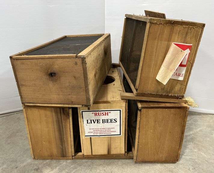 (5) Bee cages for honey bees, comes with queen cage, 16"W x 6"D x 8 1/2 ...