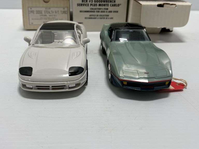 (6) Original dealer promo car models, include: 1982 Corvette, 1992 R/T ...