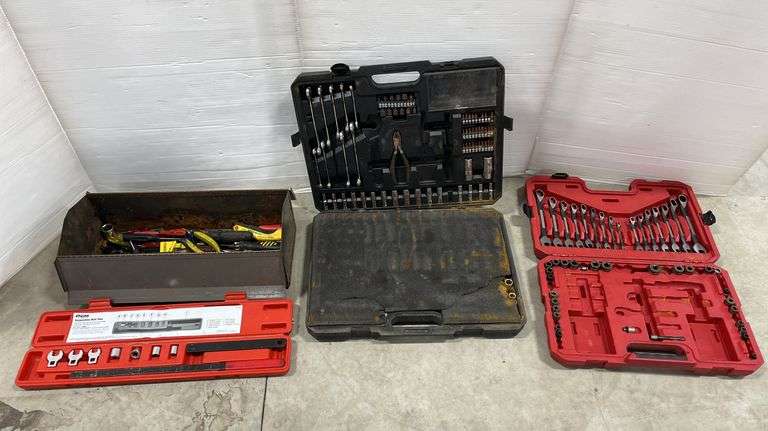 Pittsburgh and Craftsman tool sets, includes: Sockets, wrenches, and ...