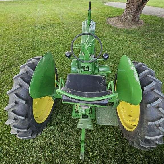 This item Selling ABSOLUTE! ~~~ 1950 John Deere Model B Tractor, Serial ...