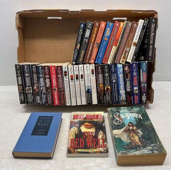 (36) Westerns, includes: 20- Books by William Johnstone, Max Brend ...