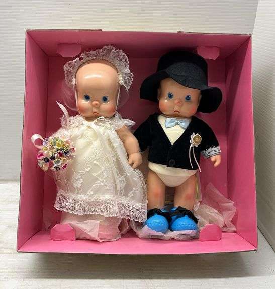 Set of bride and groom horsman dolls, Heebee and Shebee, 11"H ...
