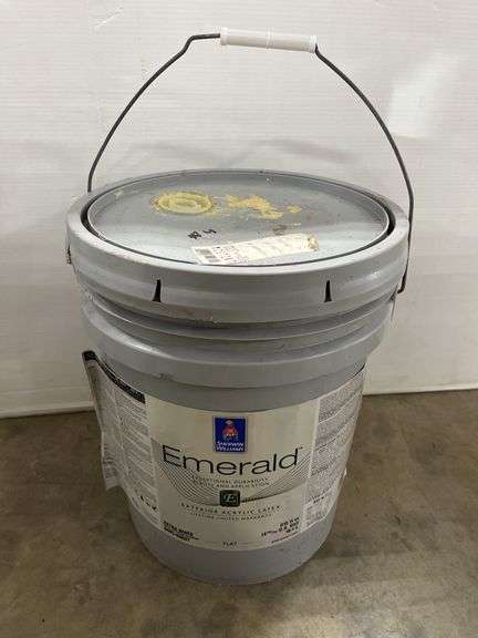 Sherwin Williams Scale no. 4 emerald exterior paint, new, mistint ...