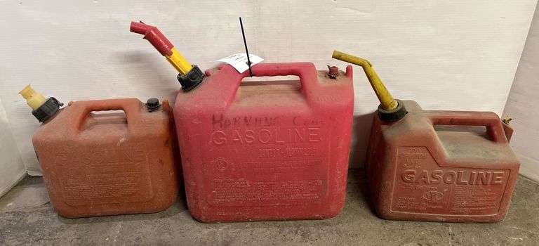 (3) Gasoline Tanks - Albrecht Auction Service
