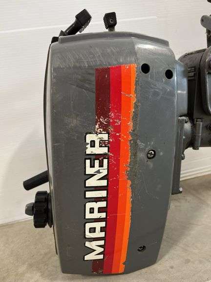 2HP Mariner outboard motor, works well - Albrecht Auction Service