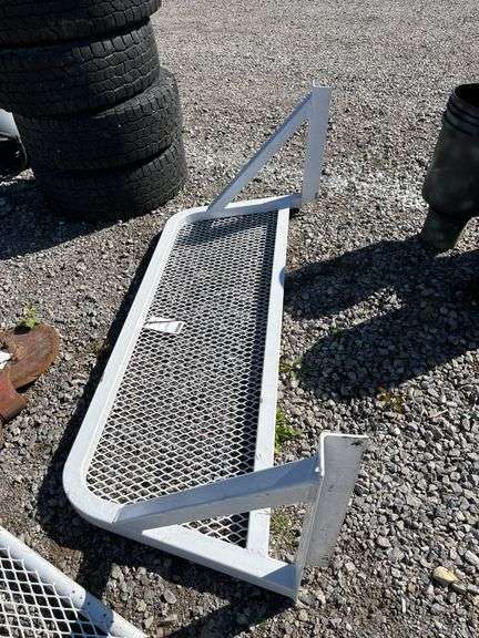 1996 Ford F250 headache rack, 65"W, will fit all OBS F-150/F-250, solid ...