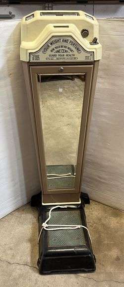 Watling 400 Coin-Operated weight and fortune scale, owner info included ...