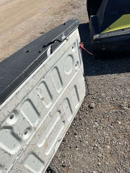 Ford F350 tailgate, 2019 with camera, used, as is - Albrecht Auction ...