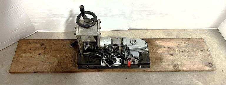 CopperMine table top wire stripping machine, strips up to 2 1/4" cable ...