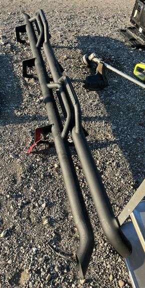RC Running Board, 95"L, rusty - Albrecht Auction Service