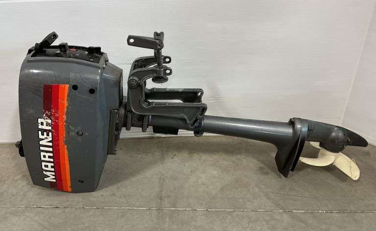 2HP Mariner outboard motor, works well - Albrecht Auction Service