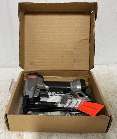 Senco SLS15 18 gauge finish stapler, new - Albrecht Auction Service