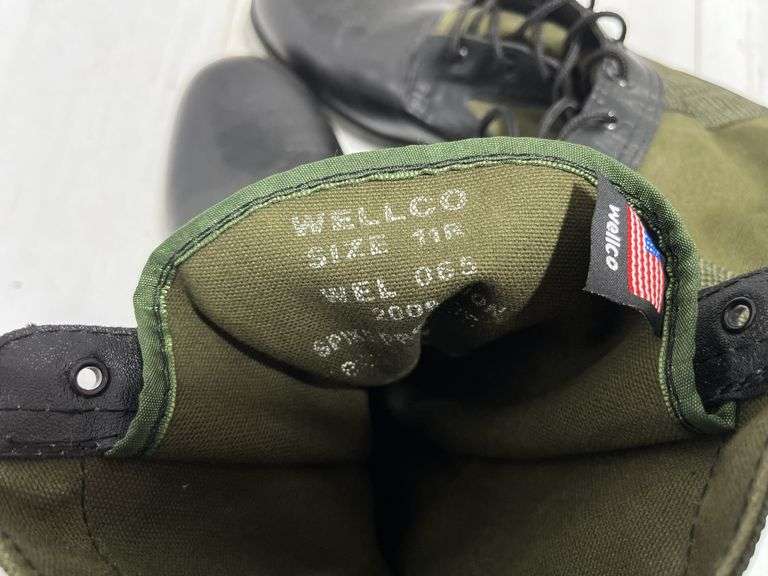 Wellco jungle combat mens boots, size 11, great - Albrecht Auction Service