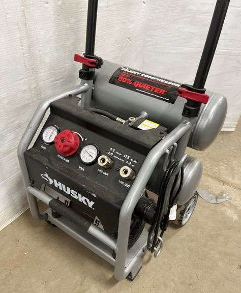 Husky 4 1/2-gallon 175 PSI quiet air compressor, adjustable handle and ...