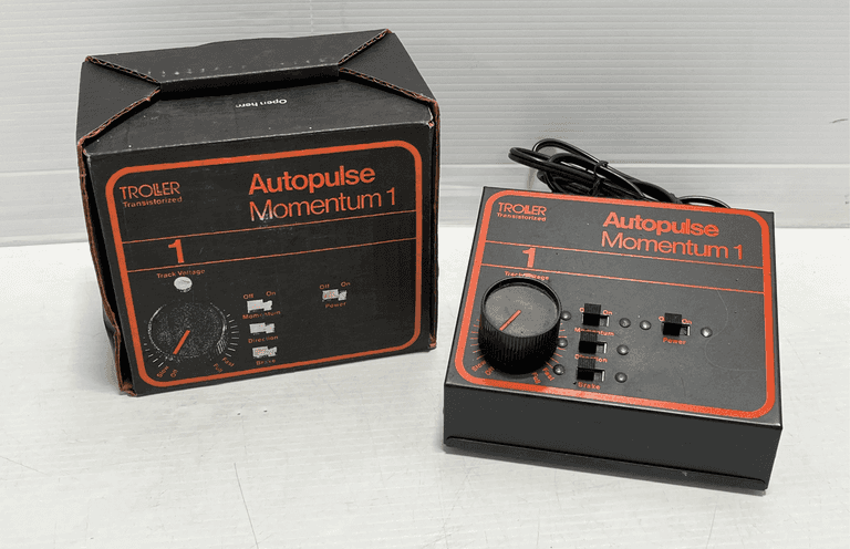 Troller Transistorized Autopulse Model Railroad Power Pack, Model No ...