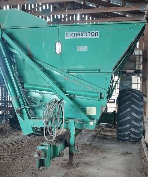 Richardton 975 Dump Cart, New Right Tire Three Years Ago, Housed ...