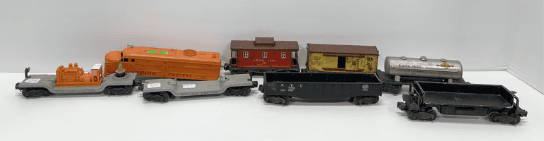 Lionel 027 cars, includes: (3) Pre-War, (4) Late 1940's and 1950's; (1 ...