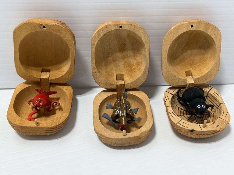(3) Older crab spider alligator hand-carved wood trinket boxes, made in ...