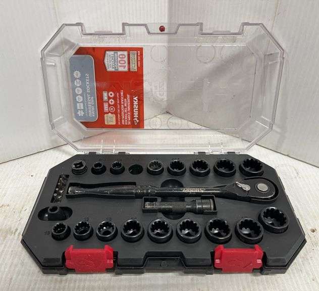 Husky 26-piece Universal socket set, 3/8" drive ratchet and universal ...