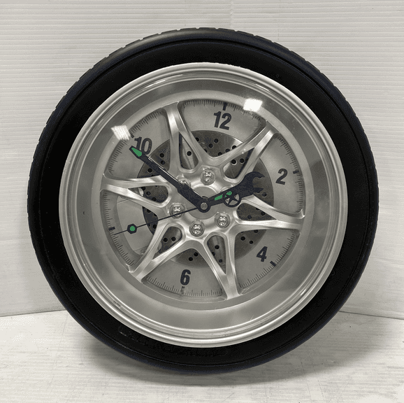 Car/truck tire rim clock, 14"Dia, works great - Albrecht Auction Service