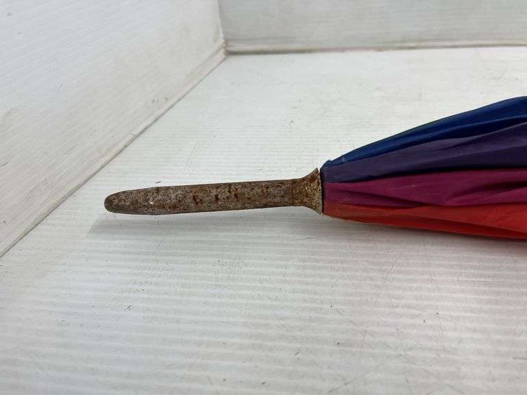 Older golf umbrella, 39"L - Albrecht Auction Service