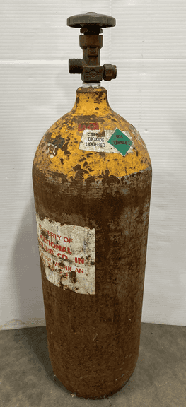 Old Co2 tank, 27"H, rusty - Albrecht Auction Service