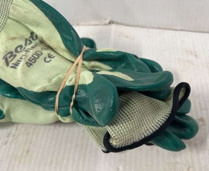 (3) Pairs of Nitri-Flex Lite gloves - Albrecht Auction Service