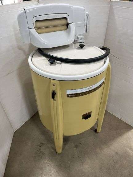 Montgomery Ward wringer washer, wringer and agitator not working ...