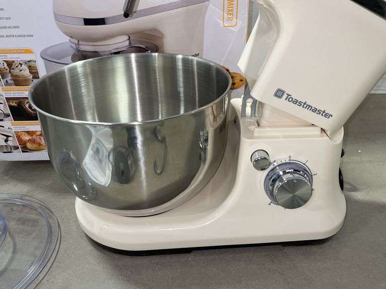 Toastmaster 6-speed stand mixer, 5-liter bowl, NIB - Albrecht Auction ...