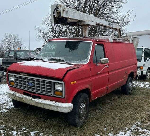 1991 Ford Econoline Van with Bucket Lift, starts and runs, lift works ...