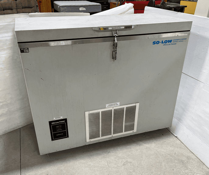 Cryogenic so-low freezer, 120°F, 57"W x 26 1/2"D x 47"H, good ...
