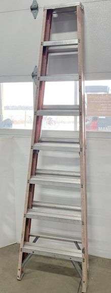 Michigan Ladder Company, fiberglass ladder, type 1A, 300 lb. rated, 8 ...