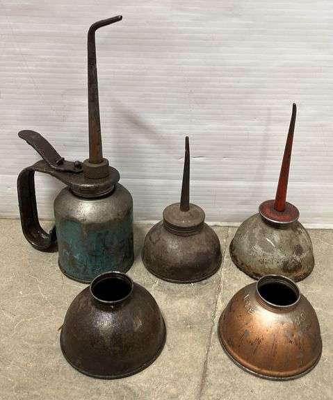 (11) Antique oil cans, and thumbs oilers, barn find, fair - Albrecht ...