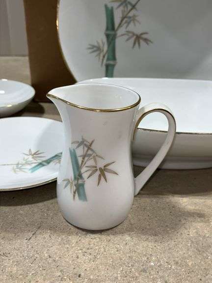 (48) Noritake bamboo oriental china set, includes: 6- dinner plates, 8 ...